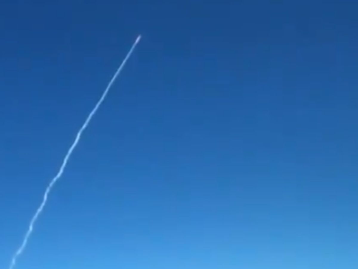 A Rare & Historic Sight: Pilot Captures PSLV Launch From Aircraft Cockpit