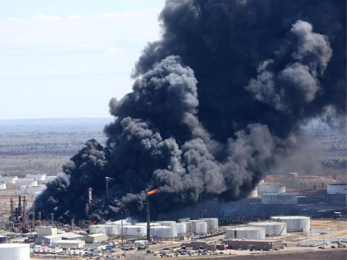 How Oil Companies Have Polluted The World Since 1965, Choking Our ...