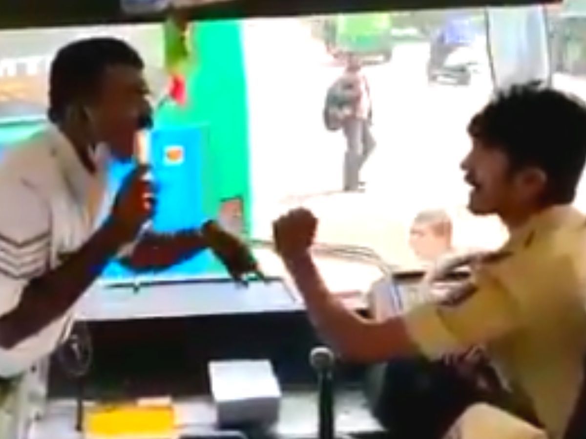 Video Of Traffic Police Officer And Bus Driver Fighting Aggressively ...