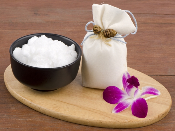 Camphor as a Home Remedy | Healthy Living