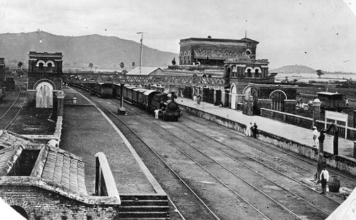 On This Day 163 Years Ago, India's First Commercial Passenger Train Ran ...
