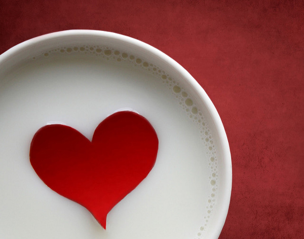 Full-Fat Milk May Have More Calories, But It's Healthier Than Low-Fat ...