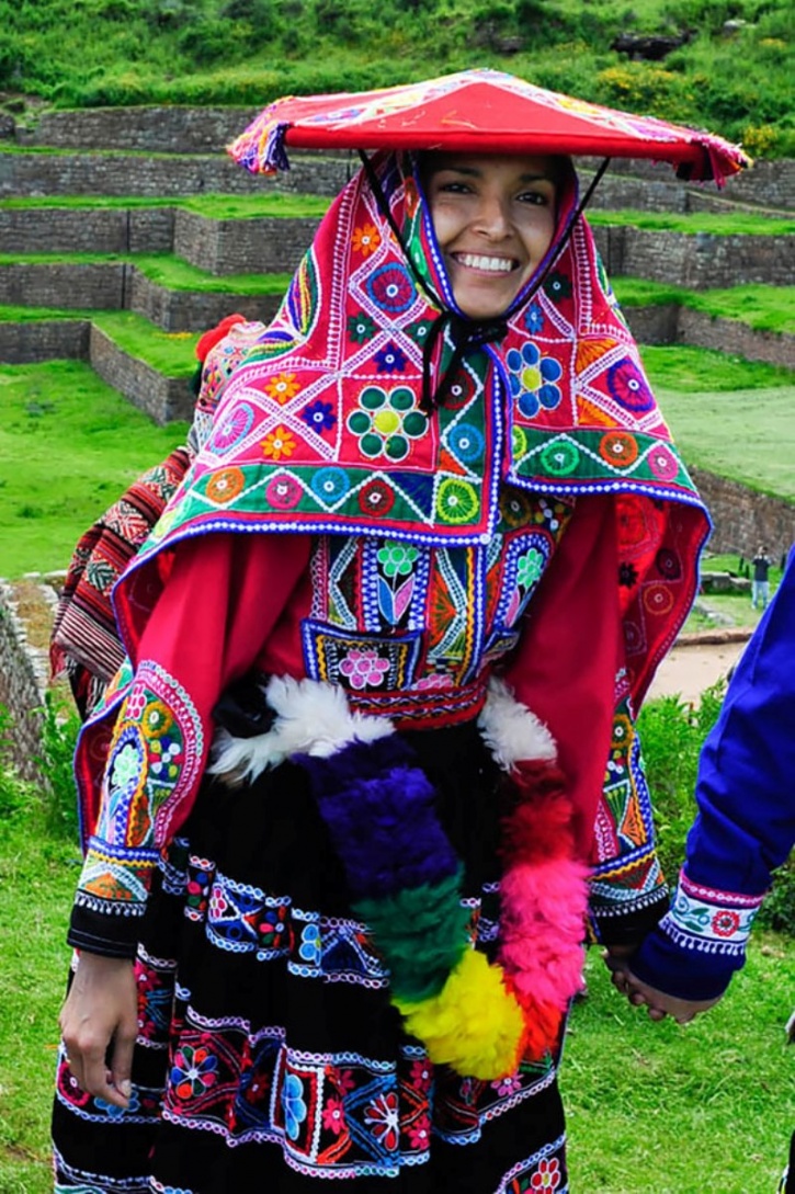 28 Stunning Pictures Of Traditional Wedding Attire From Around The World