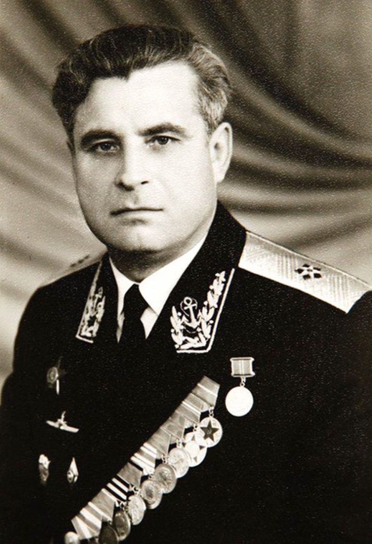 Meet Vasili Arkhipov - The Russian Who Saved The Whole World From ...
