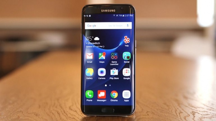 Another Samsung Phone Exploded, But This Time It's The Galaxy S7 Edge!