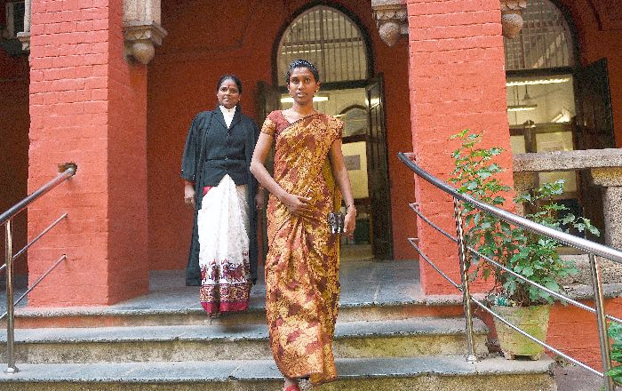 Prithika Yashini, India's First Transsexual Police Inspector Completes ...