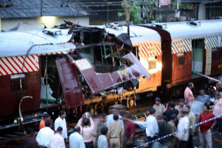 11 Years Ago Mumbai Was Rocked By A Series Of Train Bomb Blasts, Here's ...