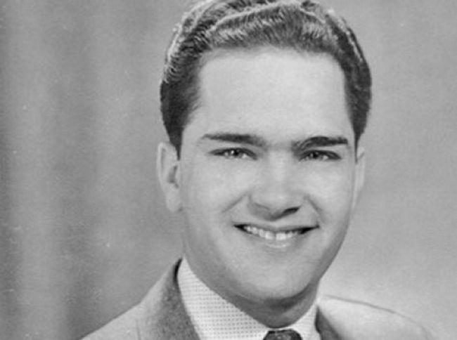 Sam Panopoulos, Man Behind Putting Pineapples On Pizza Passes Away At 83