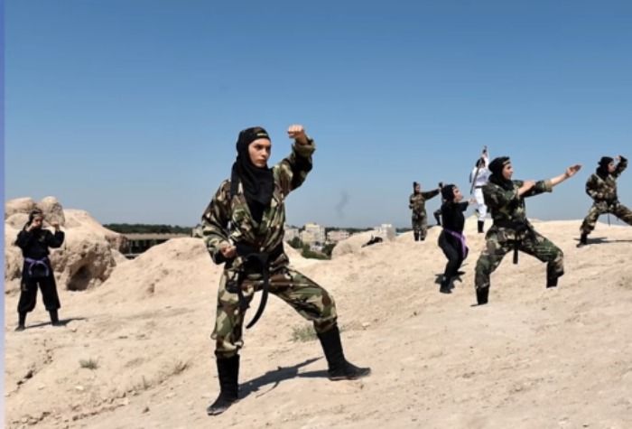 These Iranian Female 'Warrior Ninjas' Are Training In Deserts To Become ...
