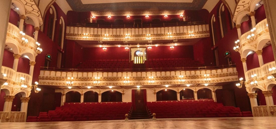 UNESCO Has Just Recognised Mumbai’s 102-YO Royal Opera House, Here’s ...