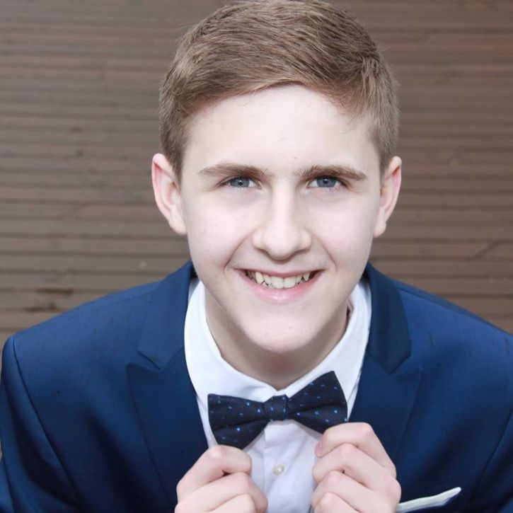 Autistic Boy Builds The World's Largest Titanic Replica With 65,000 ...