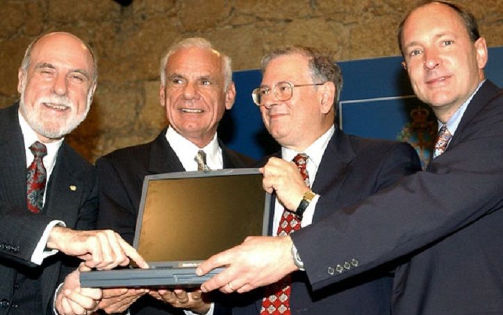 The Man Who Built A Network That Later Became The Internet, Lawrence ...