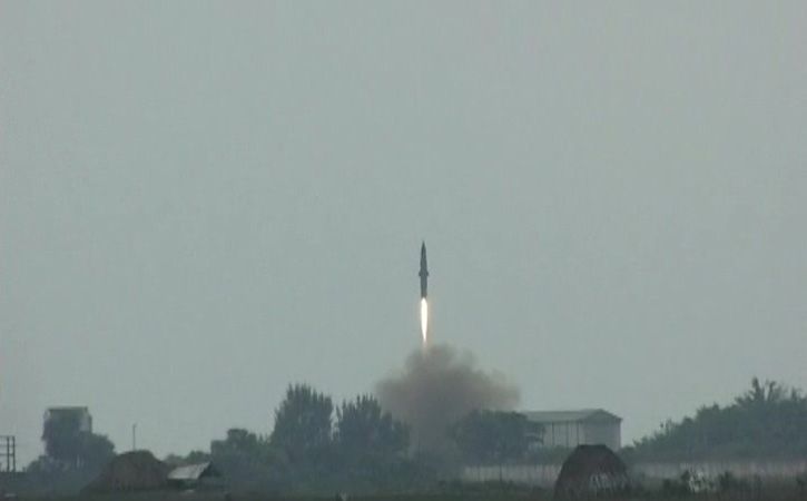 India Successfully Test-Fires Surface-To-Surface Nuclear Capable ...