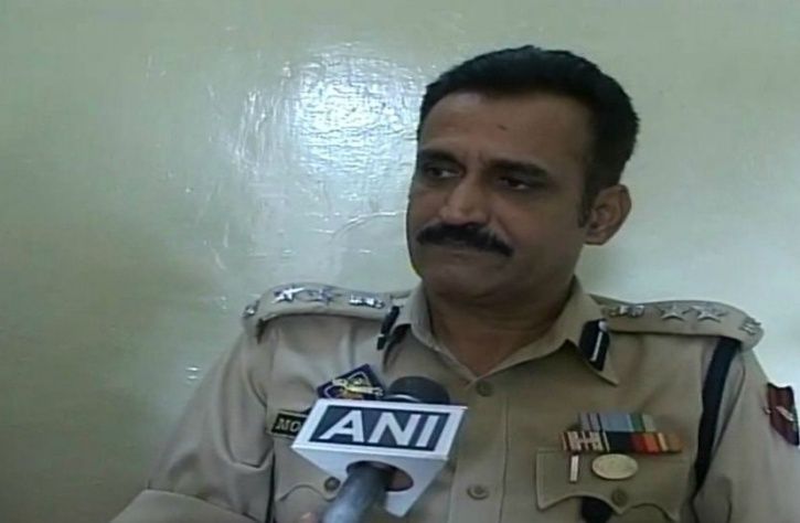 Helpless Kashmiri Family Urges Their Missing Son, Who May Have Joined ...