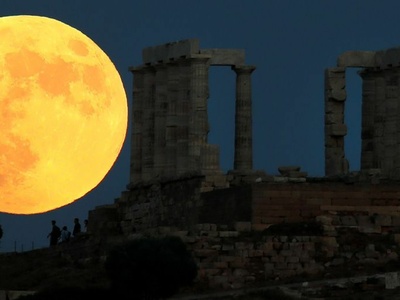 14 Images Of Century's Longest Lunar Eclipse Around The World