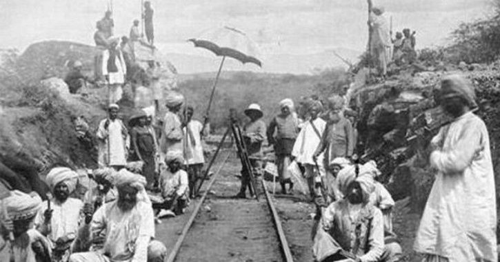 A Railway Line In Kenya Is So 'Lunatic', It Took Lives Of 2500 Indians ...