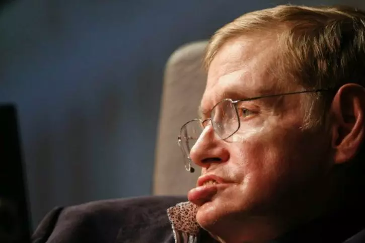 15 Memorable Stephen Hawking Quotes That Shows His Outlook Towards