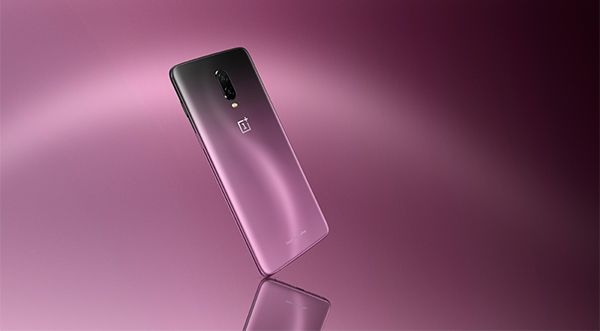 And Yet Again! OnePlus Leads In The Premium Smartphone Segment In India