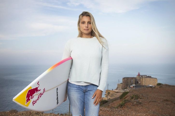 This Brazilian Holds The World Record For Biggest Wave Surfed By A ...