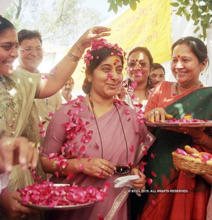 Unseen Pictures Of Sushma Swaraj: The Life & Times Of The Most Loved ...