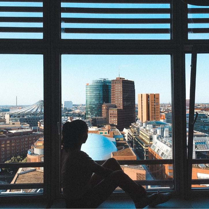 What It Is Like To Have The Art Of Being A Loner With Amazing Social Skills