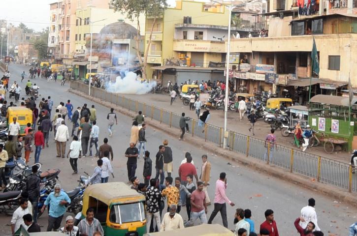 Anti-CAA, NRC Protests Continue, Pak Professor Given Death Penalty For ...