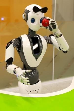 This Japan Cafe Employs Paralysed People As Waiters Through Remote ...