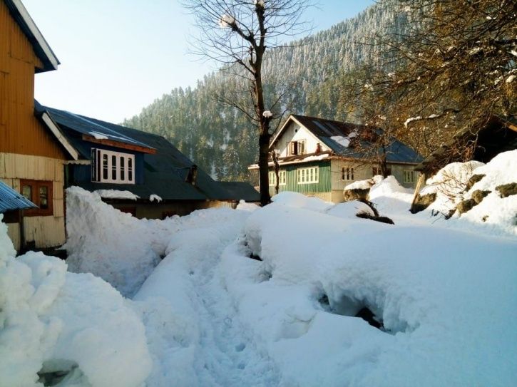 Uri Kashmir:One Month On, Several Villages In Border Town Uri Remain ...