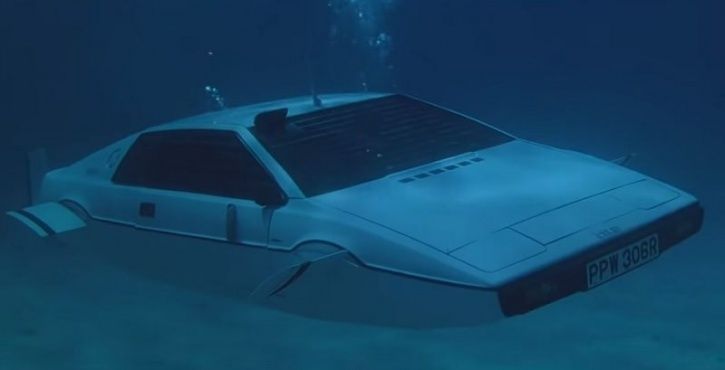 Elon Musk Tesla Aquatic Electric Car Lotus Esprit Submarine Car