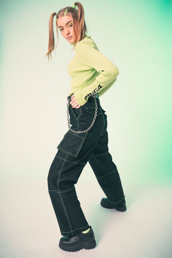 Here Are Cringey Fashion Trends That We’re Glad Are Over Because ‘What ...