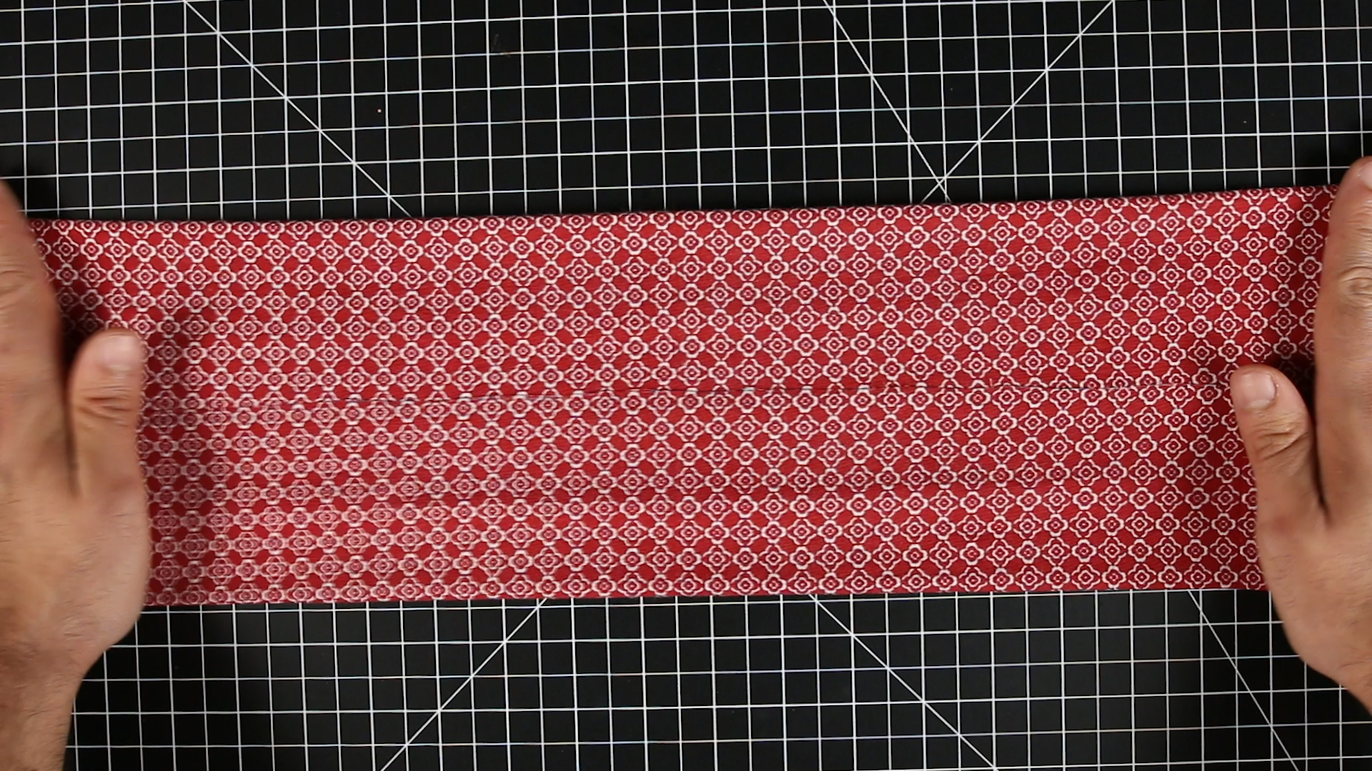 How To Make Your Own Face Mask Using Just A Cloth And Hair Ties