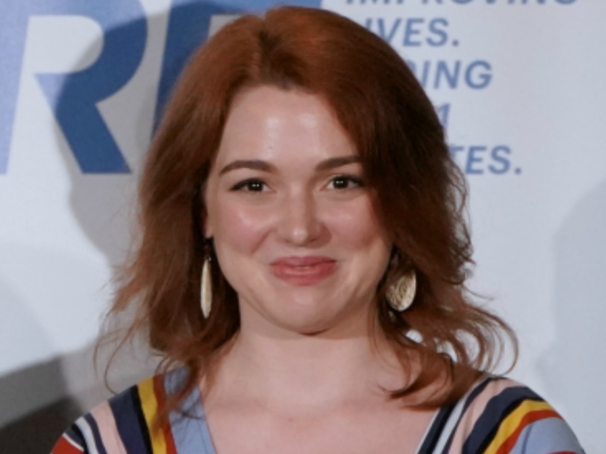 Everyone's Doing Their Bit! While Other Stars Are Donating, Jennifer ...