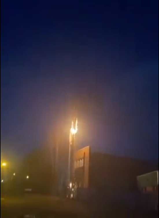 Peak Stupid: People In UK Set Mobile Towers On Fire Because They ...