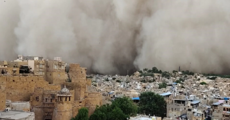 Massive Sandstorm In Jaisalmer