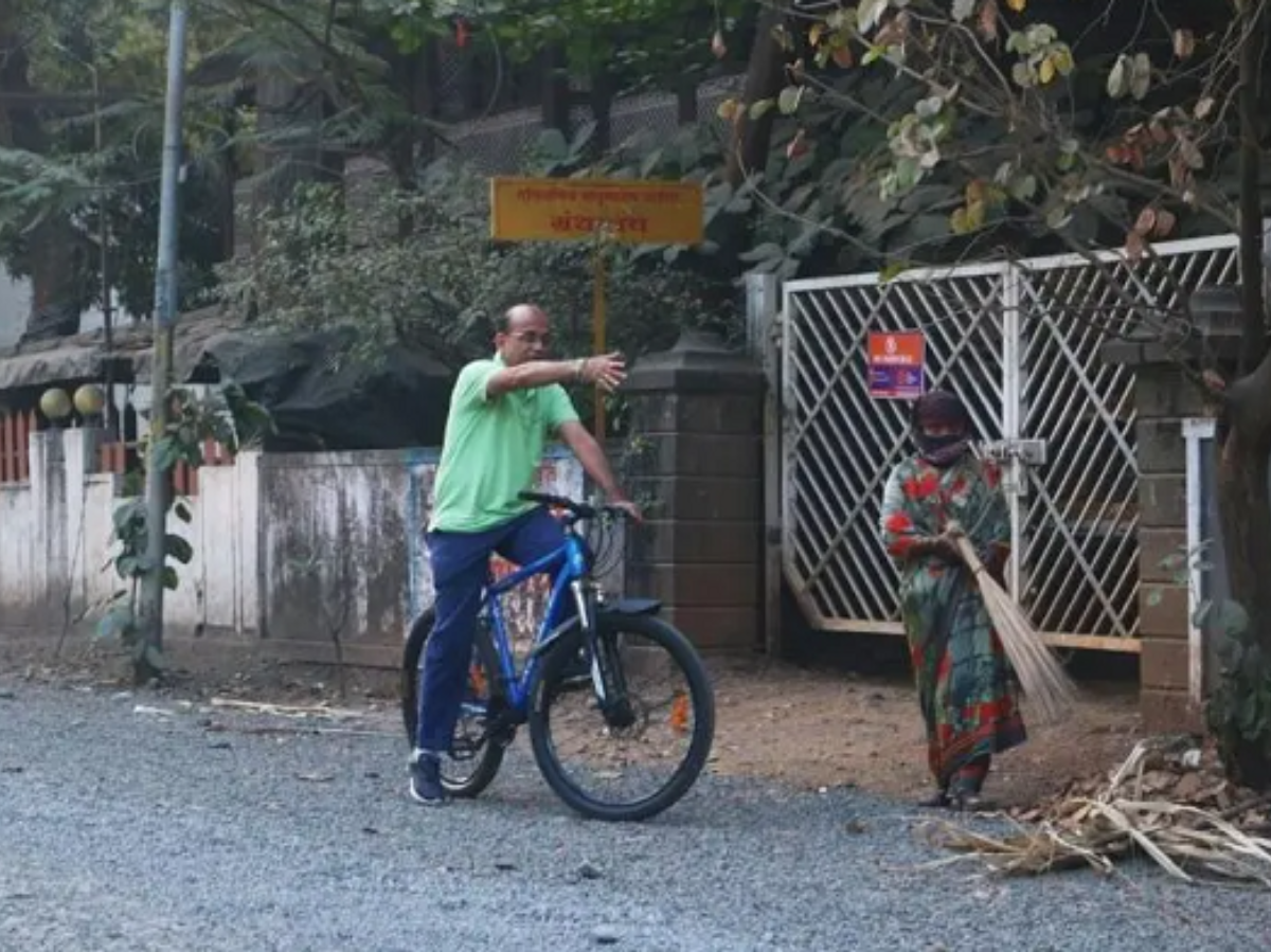 Kolhapur's Deputy Mayor Sanjay Mohite Is Known As 'Cycle Samaritan'