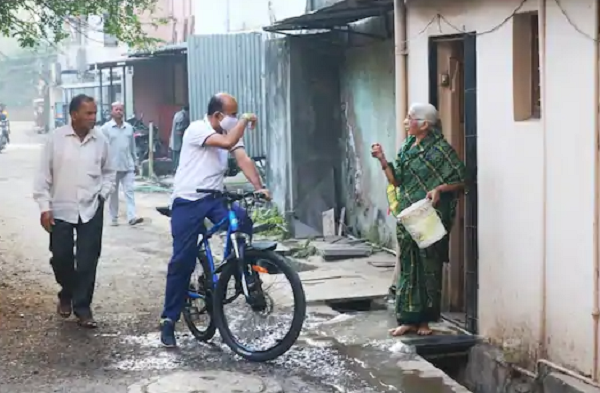 Kolhapur's Deputy Mayor Sanjay Mohite Is Known As 'Cycle Samaritan'