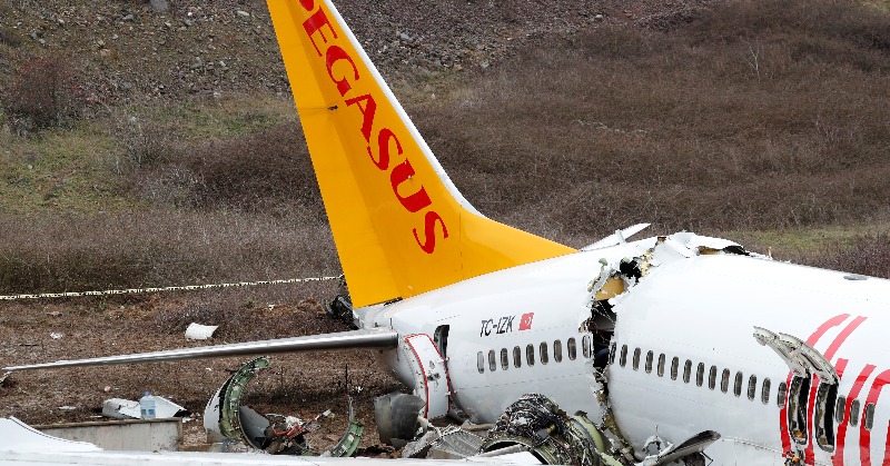 Three Dead, Scores Hurt, In Turkey Plane Accident