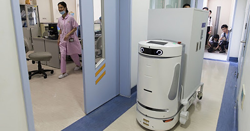 China Deploys Robots in Hospitals to Aid Doctors
