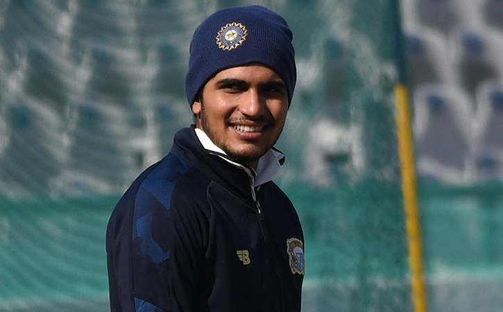 Shubman Gill Is Given Out, Argues With The Umpire And Successfully Gets ...