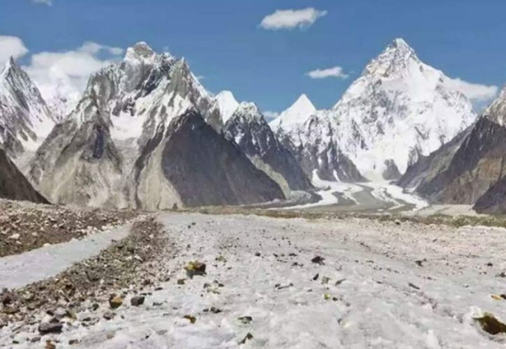 बाना सिंह: सियाचिन में बर्फ की दीवार पर रेंगकर चढ़े और 'कायद पोस्ट' को ...