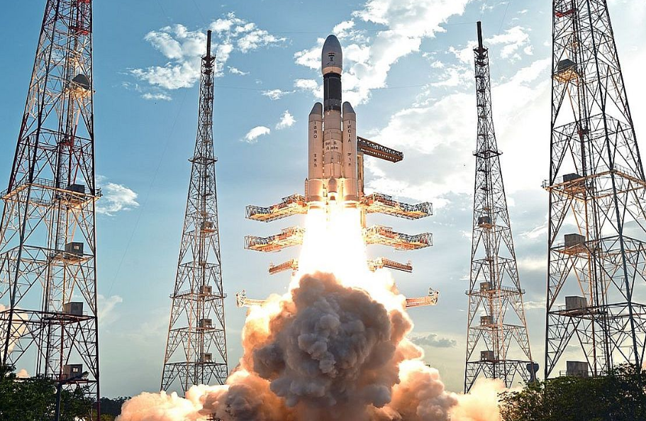 Gaganyaan: ISRO Shortlists 4 Indian Air Force Pilots For Its Ambitious ...