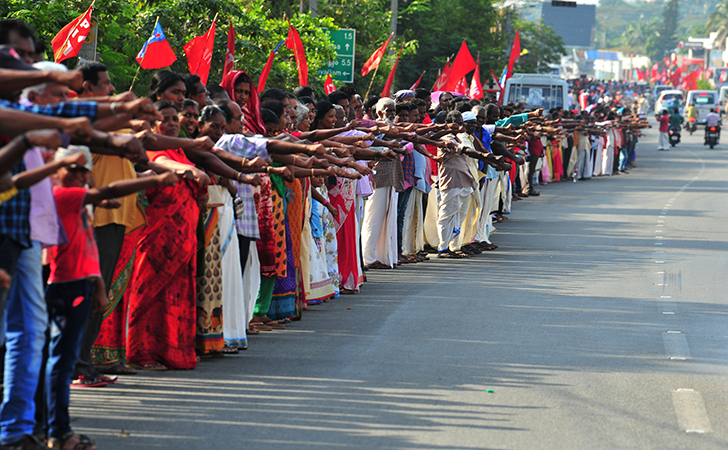 In Pics: 7 Million People Form 620 Km Human Chain In Kerala Against CAA ...