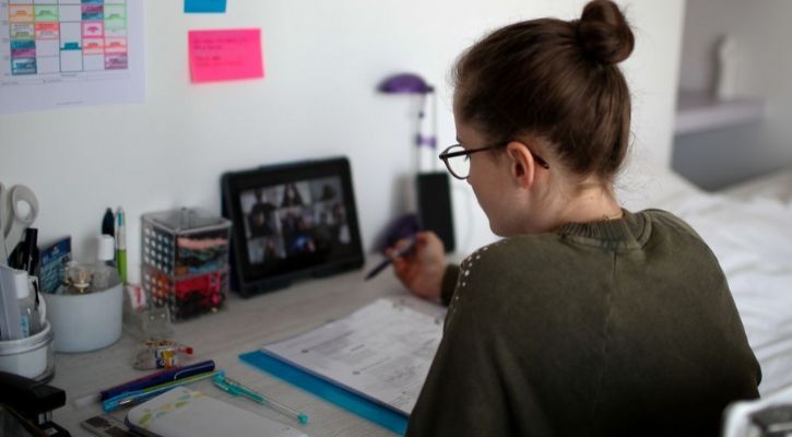 Google And CBSE To Train 1 Million Teachers Within 2020 For Online Classes