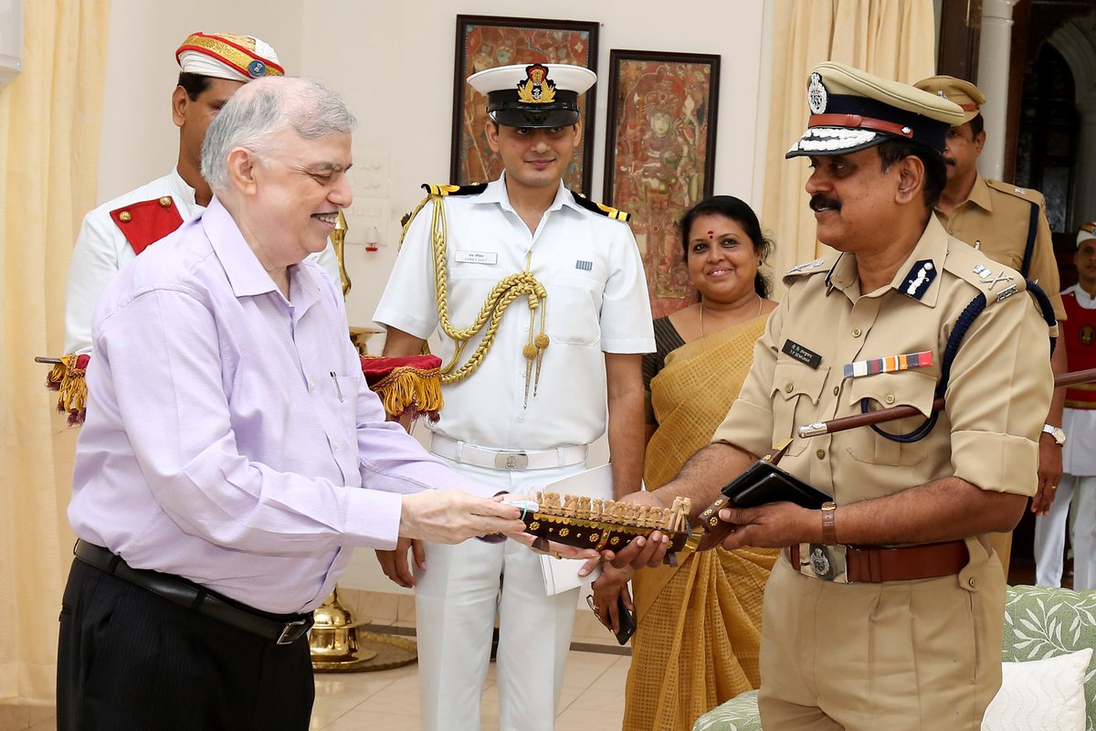 IPS TP Senkumar: जिस सरकार ने नौकरी दी, उसी सरकार के ख़िलाफ़ मोर्चा खोल ...