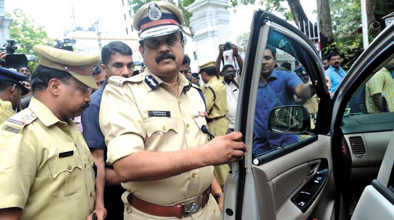 IPS TP Senkumar: जिस सरकार ने नौकरी दी, उसी सरकार के ख़िलाफ़ मोर्चा खोल ...