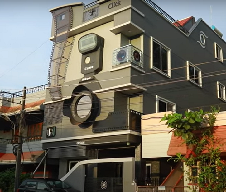 Man Builds House That Looks Like A Camera
