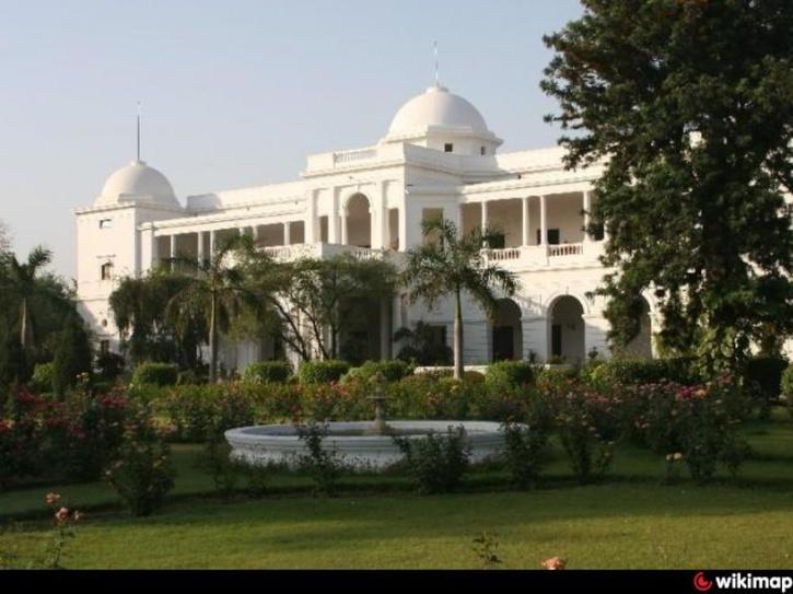 Pataudi Palace : The Royal Palace of Bollywood Star Saif Ali Khan Pataudi