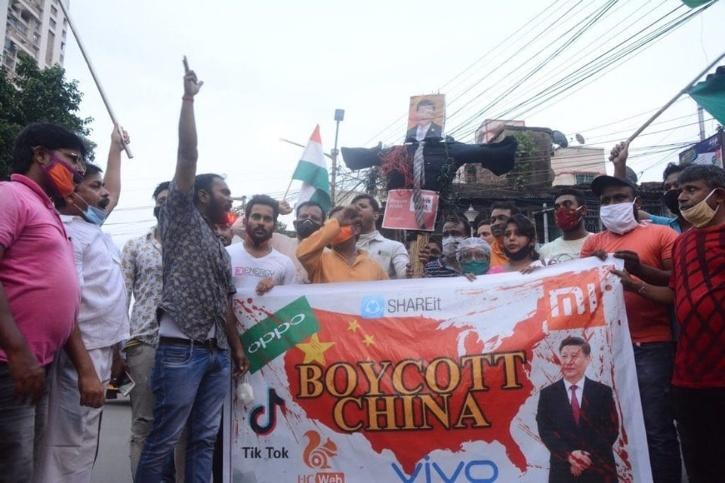 After BJP Workers' Kim Jong-Un Goof-Up, Protesters Wrongly Use USA Map ...