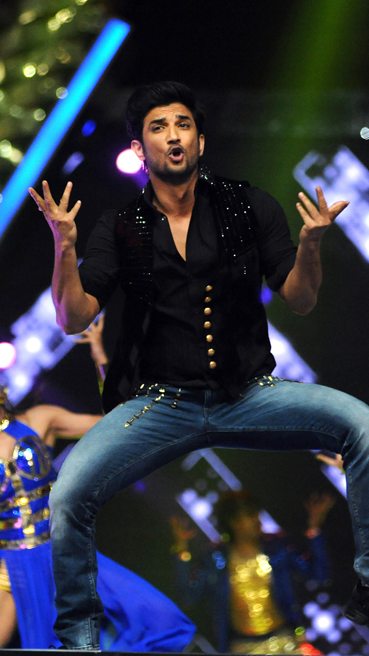 Condoling Sushant's Death, Samir Soni Explains How Every Industry Is ...