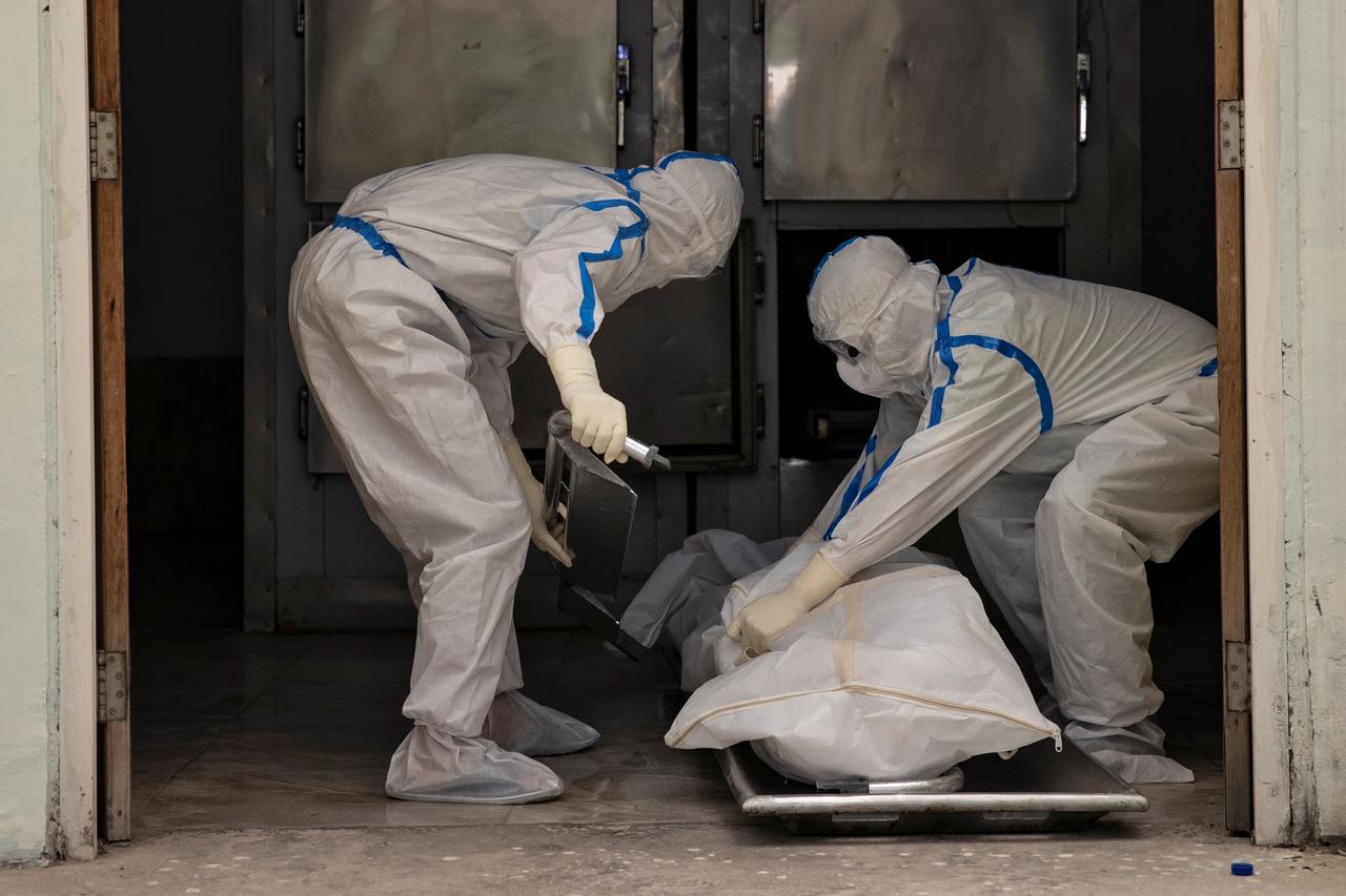 2 COVID Bodies Forgotten In Bengaluru Hospital Morgue, Cremated 16 ...